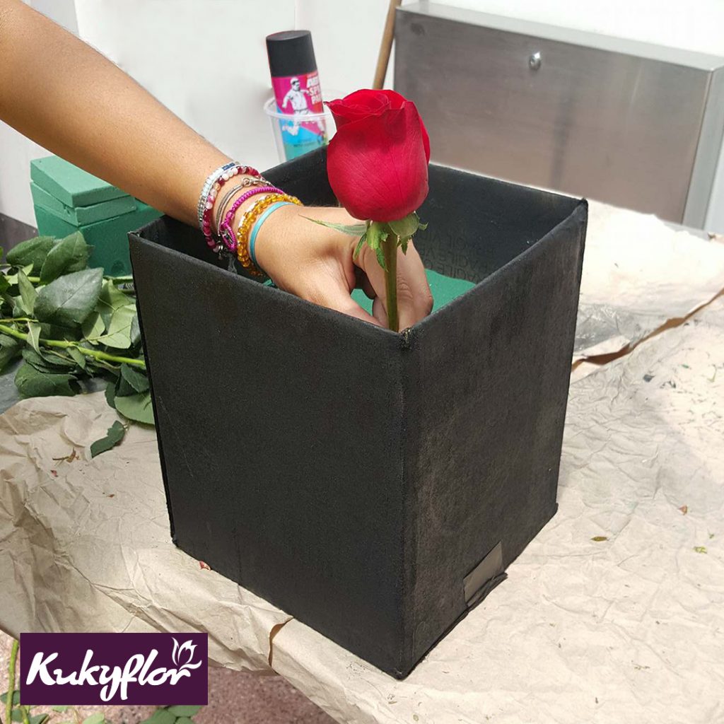 Diy Flores En Caja Cómo Hacer Tu Propio Box De Flores